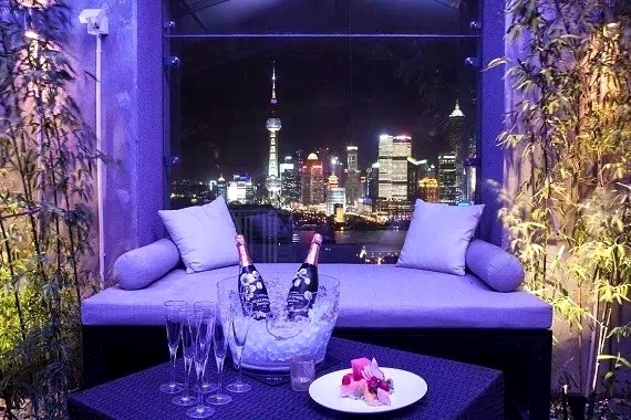 Julia's Events 三周年空中花园庆典派对！3 Years Anniversary Rooftop Terrace Party ...